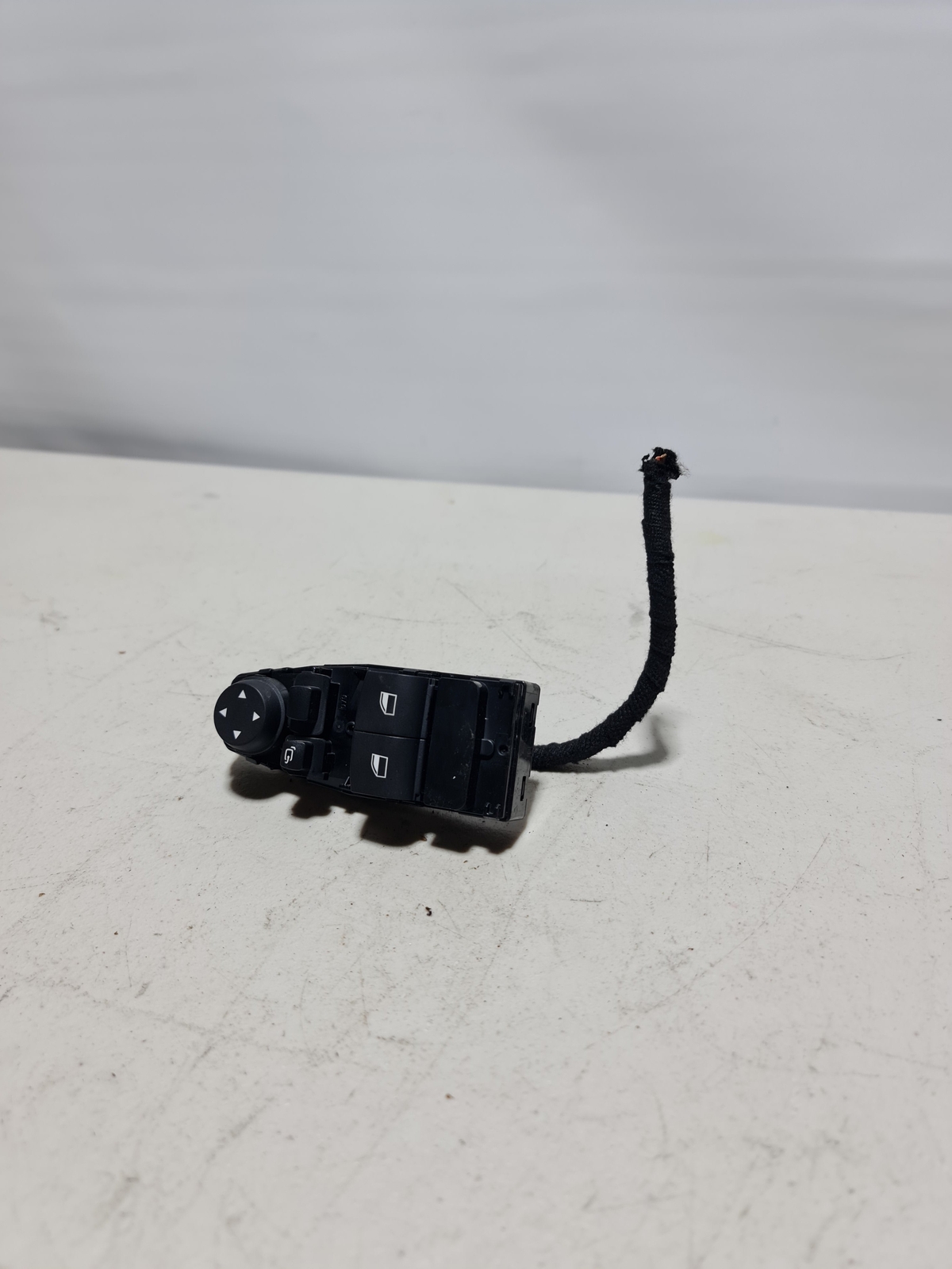 2014-2020 BMW 61-31-9-362-126 BMW 61319362126 Door Window Switch Left ...