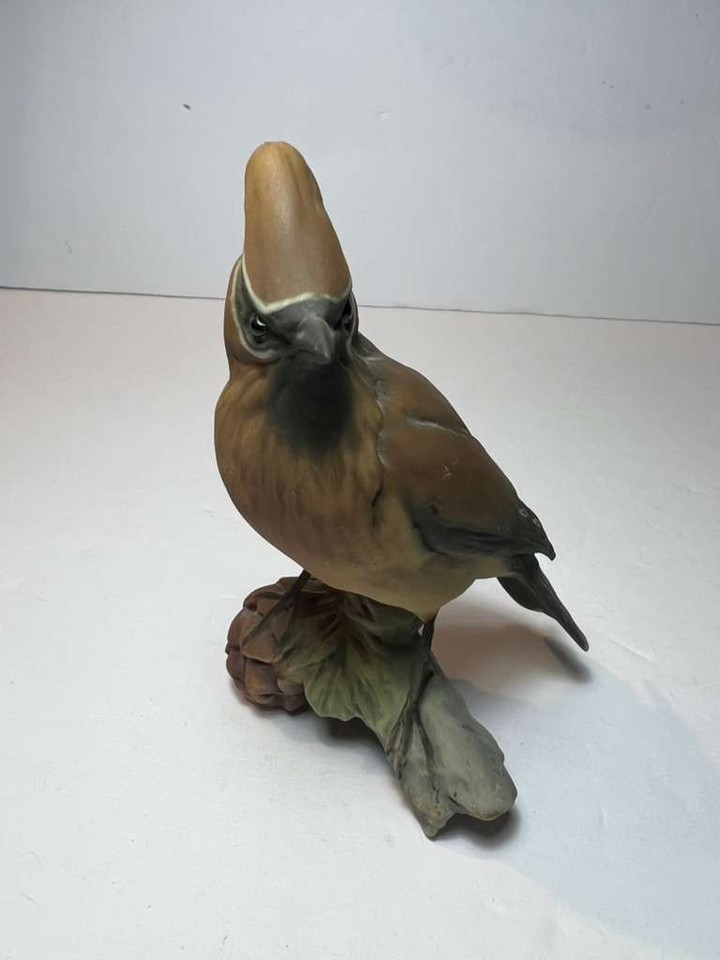 Waxwing Bird Kaiser Hand Painted Porcelain Figurine 562 Vintage Germany ...