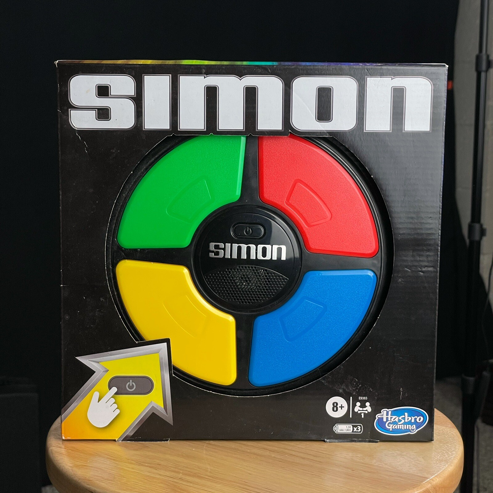 2020 Hasbro E93835L0 - Simon [Handheld Electronic Memory Game ...