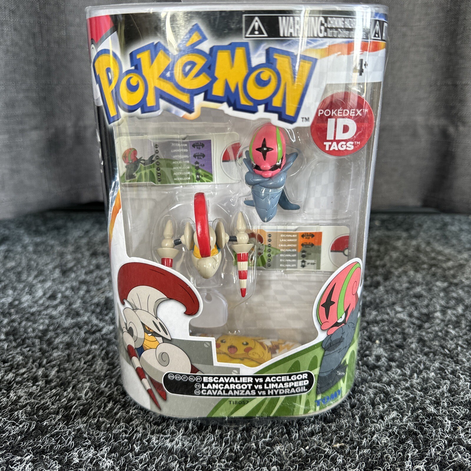 Pokémon: Escavalier Vs Accelgor 2 Pack - Pokédex ID Tags and Figures By ...