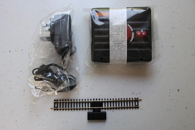 Hornby TT:120 Controller R7229, P9000 Power Supply and TT8001 Power ...