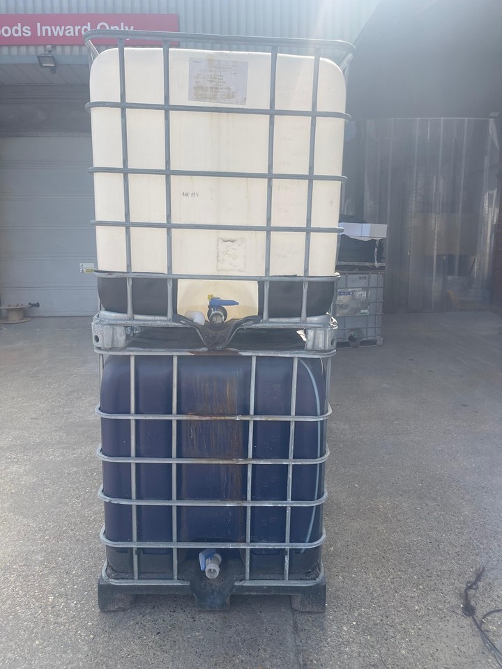 IBC Tank 1000L Good Condition Liquid Storage Container Tank ...