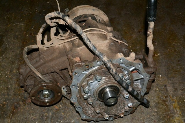Nissan Patrol Safari GU GU4 Y61 Transfer Case Assy 33100VB010 3.0d | eBay