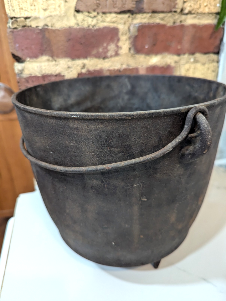 Antique Cast Iron Bean Pot 3-leg Cauldron Wire Handle. Large 10H X 10W ...