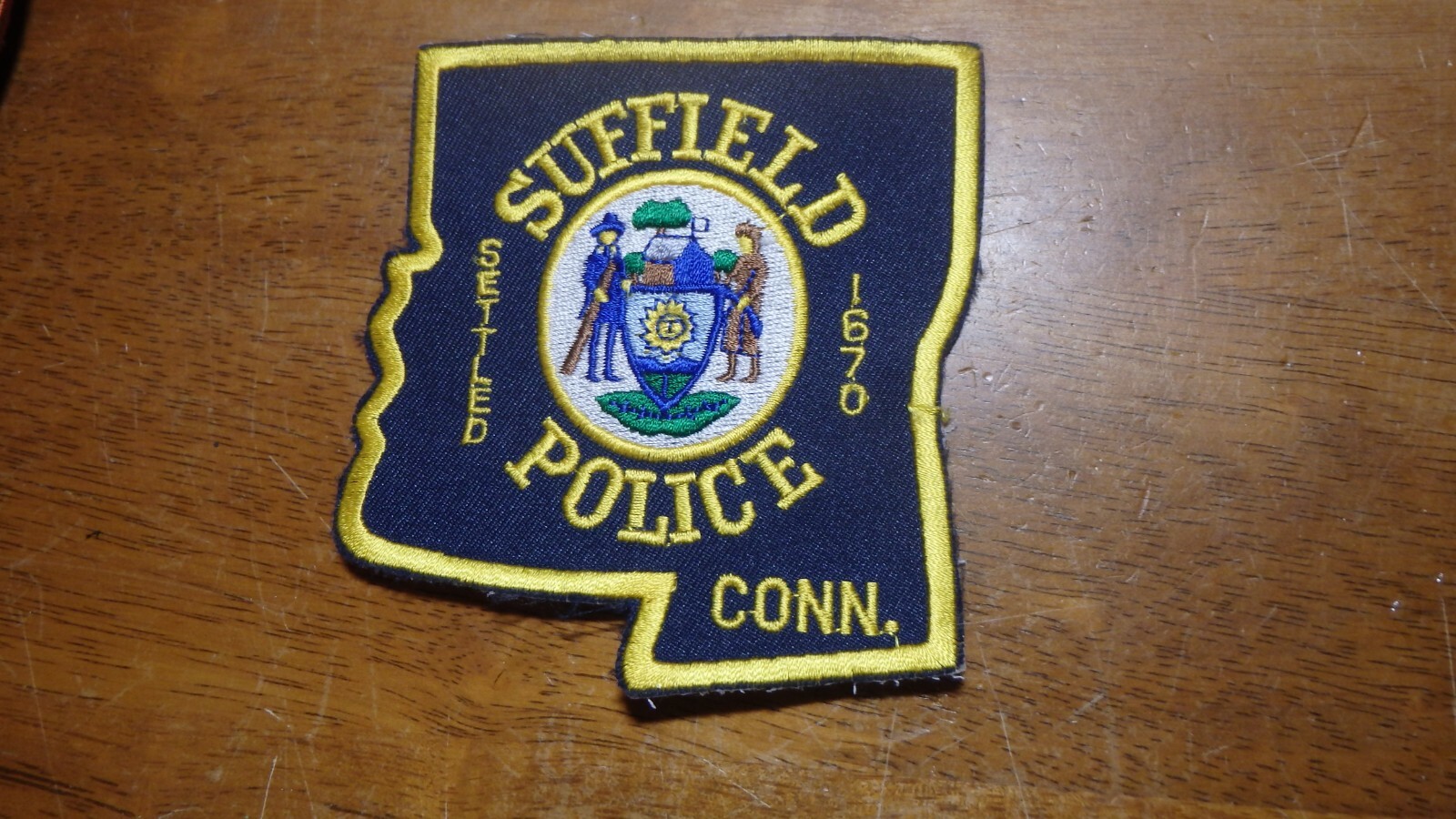 SUFFIELD CONNECTICUT POLICE DEPARTMENT PATCH BX V 20 | eBay