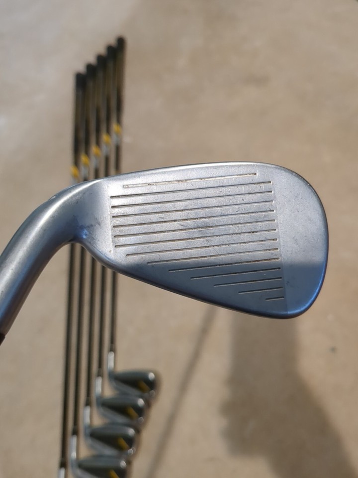 Taylormade Rocketbladez Iron Set 5-PW RocketFuel 65g R Flex Graphite ...