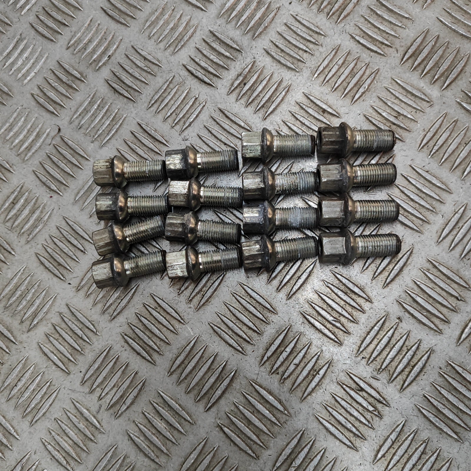 AUDI A3 Sportback 8V Wheel Screws Set Kit WHT002437 2019 24874561 | eBay.de