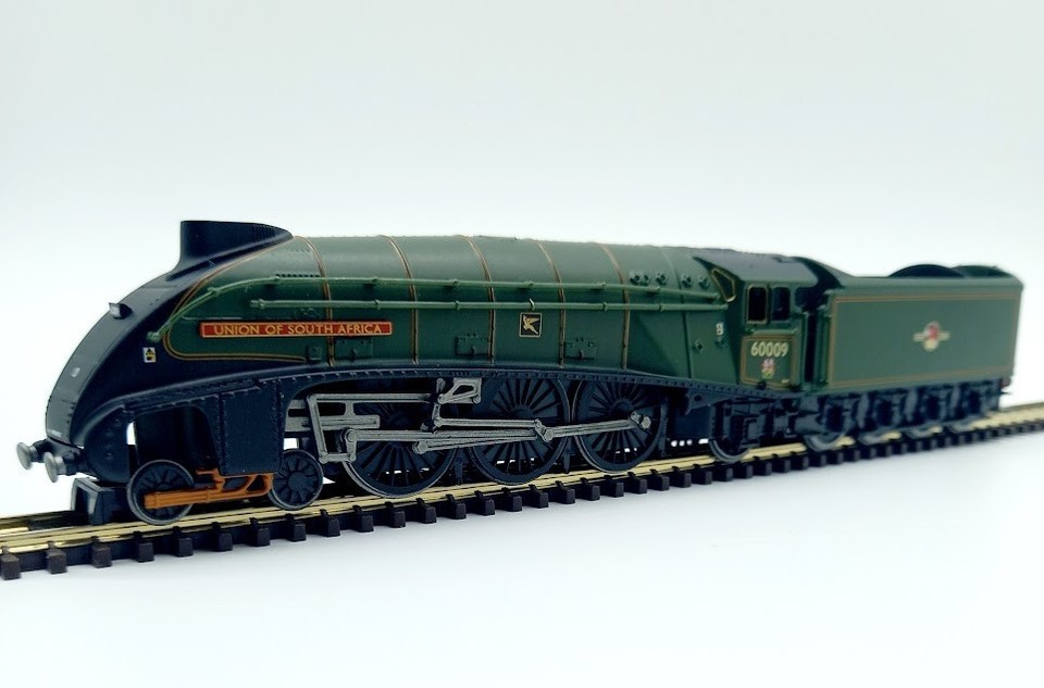 TT Gauge 1:120 Scale Class A4 Vintage Steam Locomotive Train Model ...