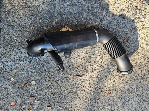 2022 BMW X1 SDriveWBXJG7C02N5V37373 9.7kmiles air intake duct | eBay