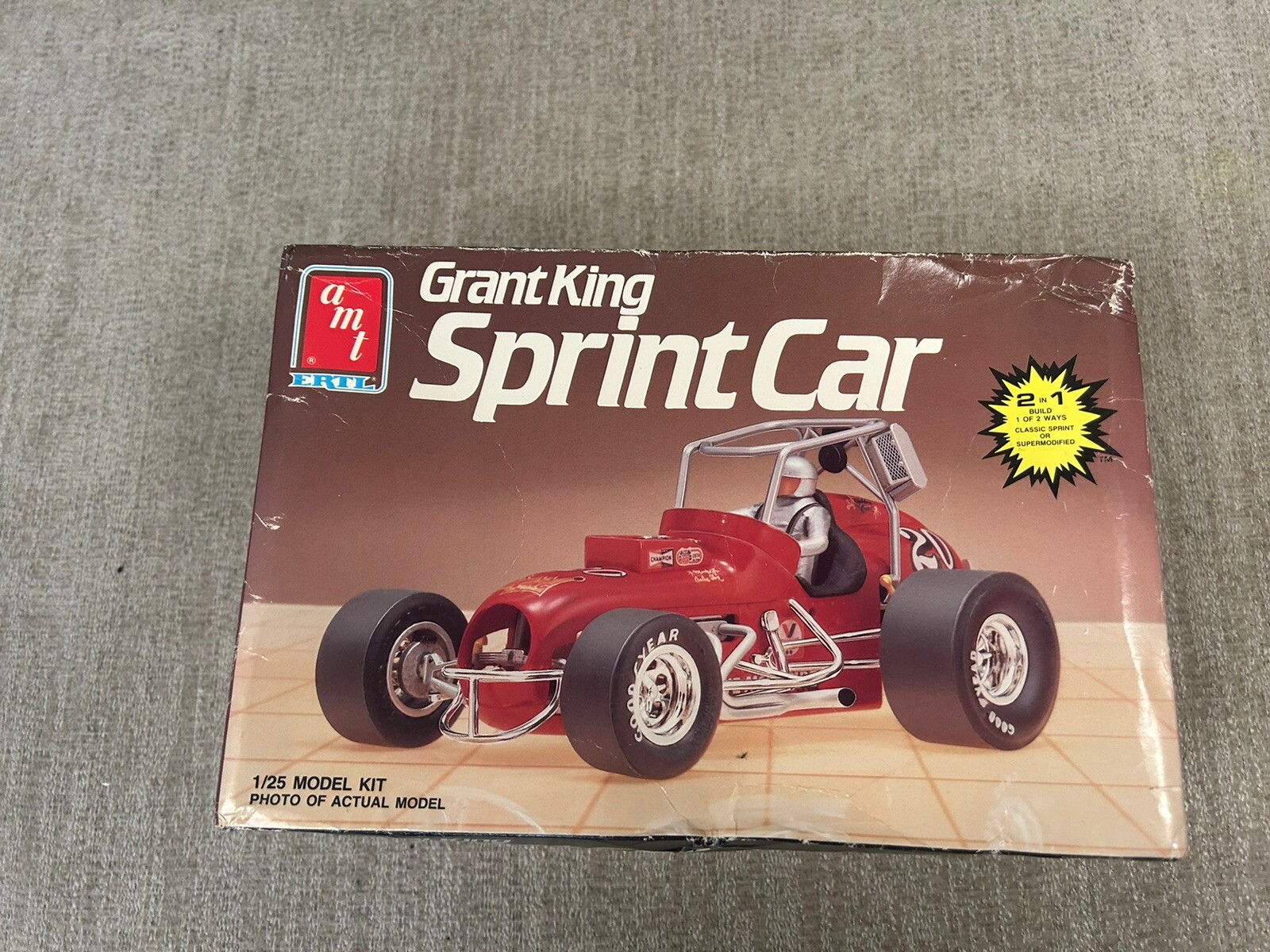 AMT 1:25 scale Grant King Sprint Car model kit-molded in White, #6511 ...