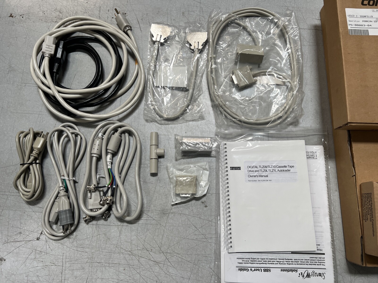 VS49K-AB DEC DIGITAL VAXSTATION 4000/90A 32MB PV71G-AA GRAPHIC w ...