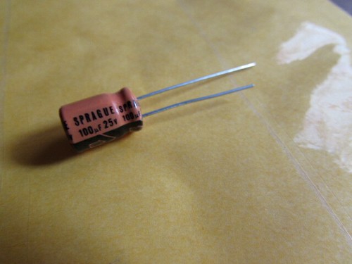 100uF, 25DC Sprague 503D USA Radial Capacitor New Old Stock (2pcs) NOS ...