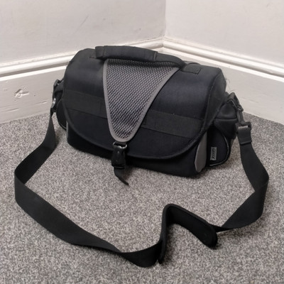 Jessops Camera Bag Medium Black Multi Compartment Storage Shoulder ...