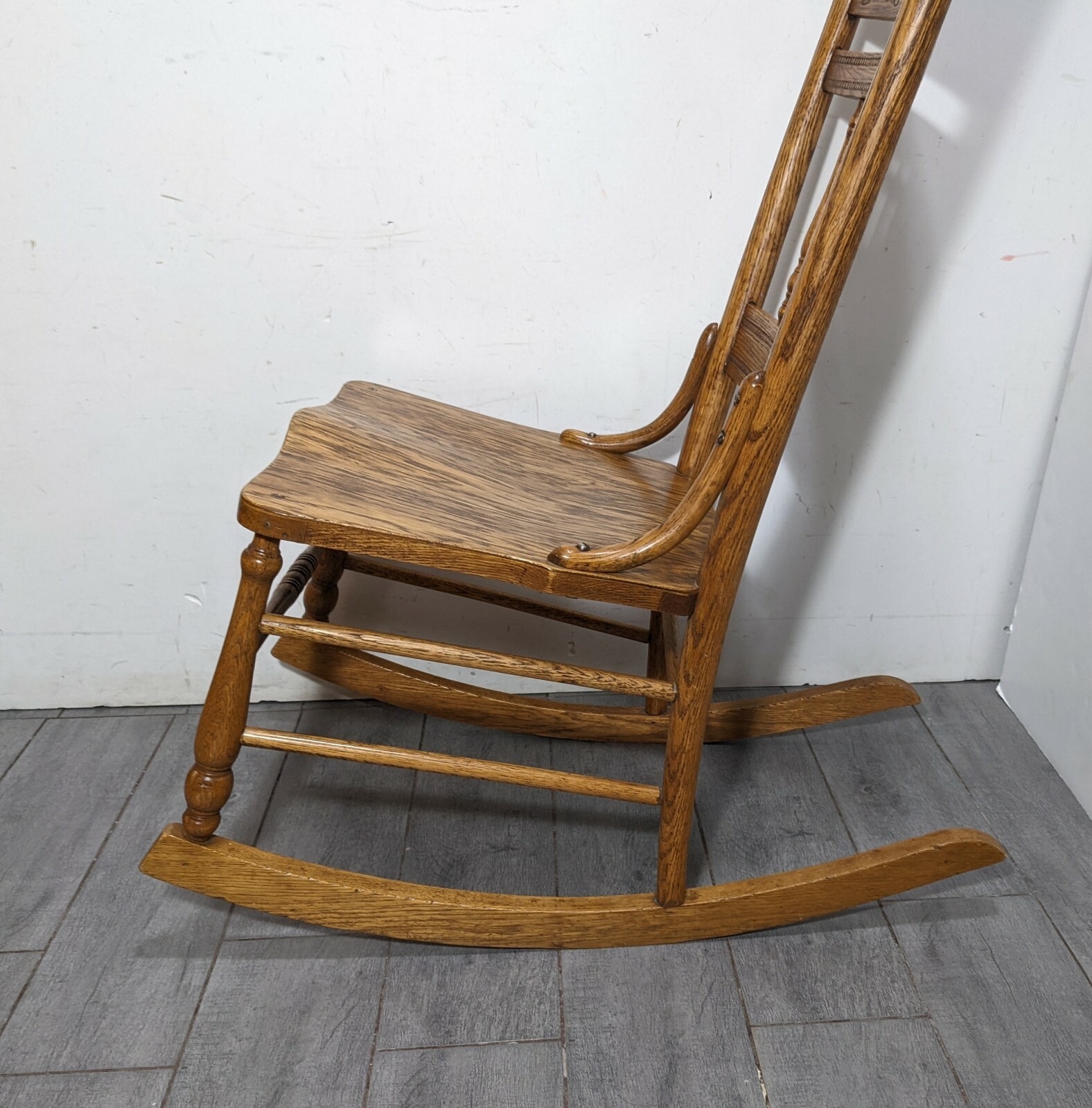 Antique Victorian Pressed Back Carved Oak Wood Rocking Chair Spindles ...