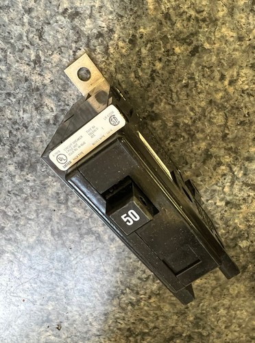 BAB1050 Cutler Hammer 50 Amp 1 Pole 120V Bolt On Circuit Breaker New | eBay