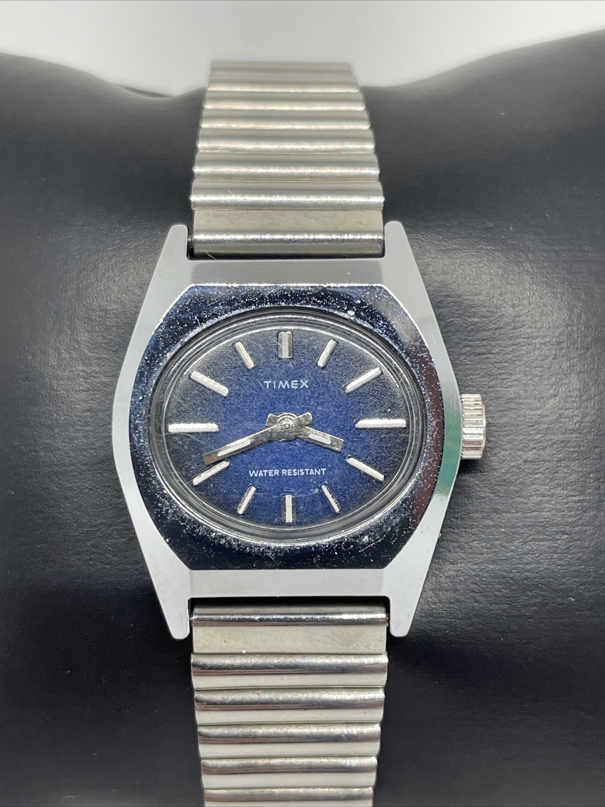 Vintage Blue Face Ladies Timex Watch - Gem