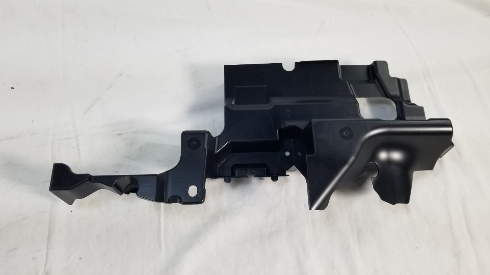 NEW 2019-2021 Honda Civic Front Bumper Side Induction Plate 71206-TBC ...