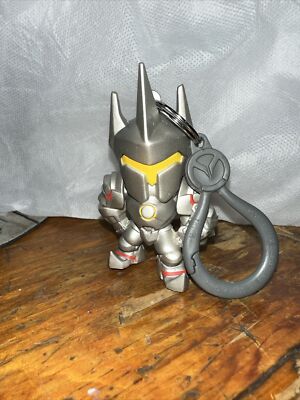 Blizzard - Overwatch Backpack Hanger Mini Figure - Series 1 - Reinhardt ...
