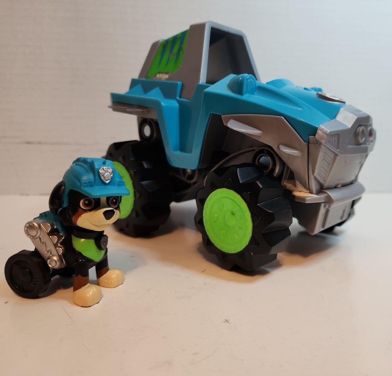 Paw Patrol Dino Rescue Rex’s Deluxe Rev Up Vehicle & Rex Wheelchair ...