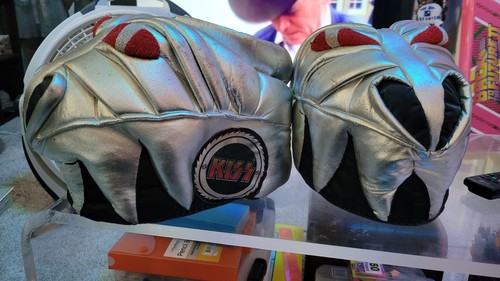Kiss Slippers | eBay