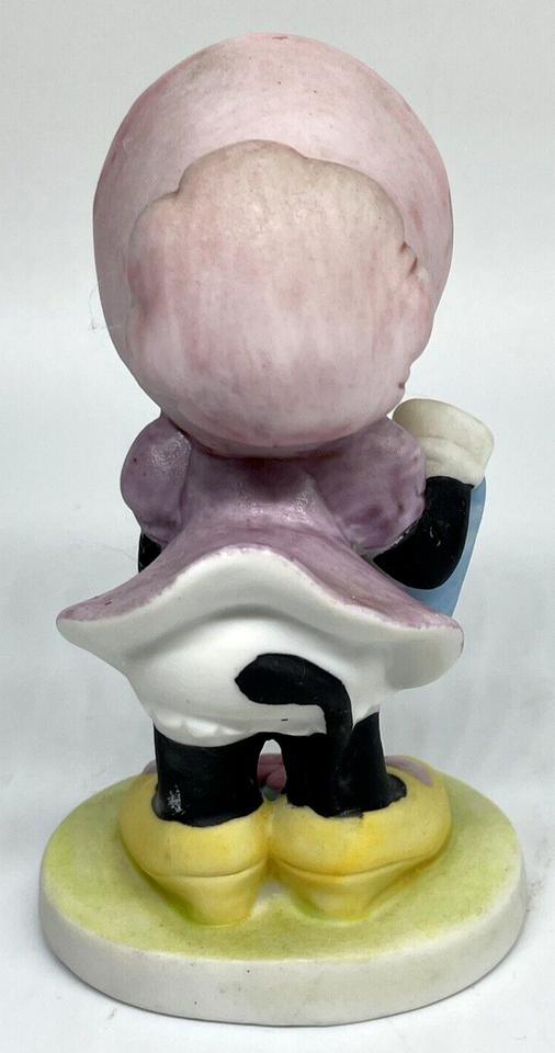 Minnie Mouse Watering Can 4" Porcelain Figurine Walt Disney Productions ...