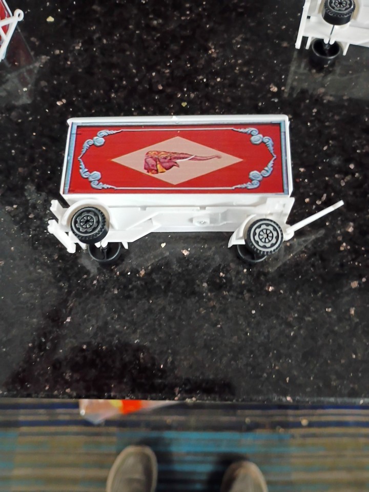 8 HO Scale Tableau Circus Wagons | eBay
