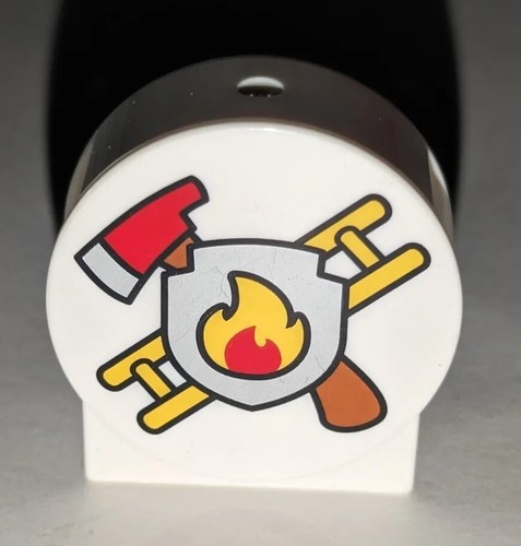 LEGO Duplo 1x2x2 White Round Top Fire Axe Ladder Shield Pattern Part ...