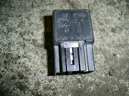 Mitsubishi Galant VI EA0 V6 Relais Relay MR301971 | eBay.de