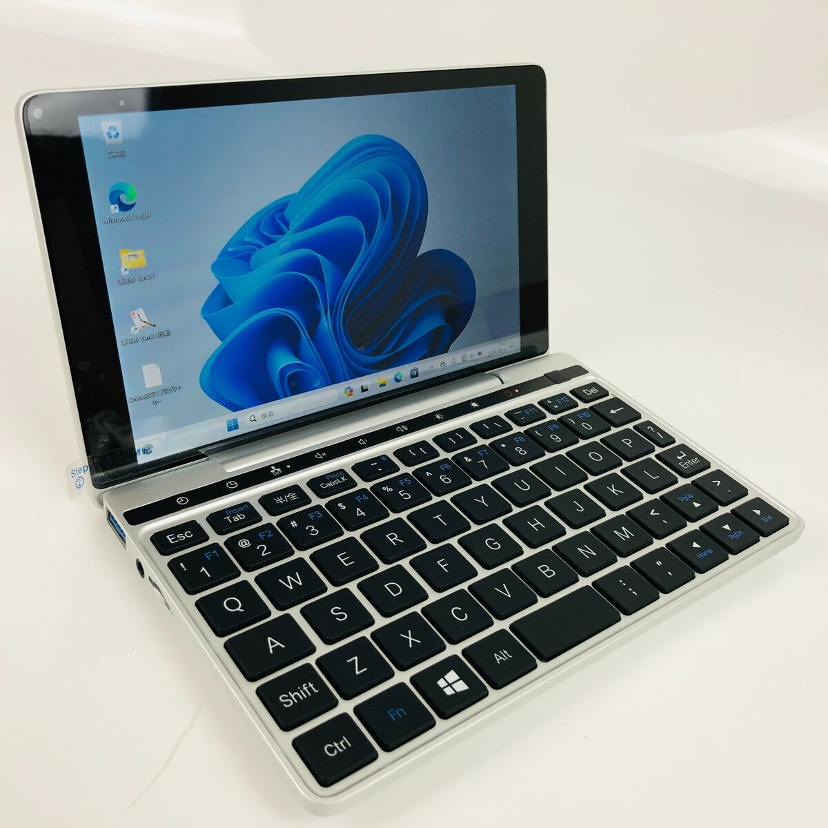 GPD Pocket 2 Intel Core m3-7Y30 Touch Screen 8GB RAM/128GB GPD Pocket 2 Intel Core m3-7Y30 Touch Screen 8GB RAM/128GB