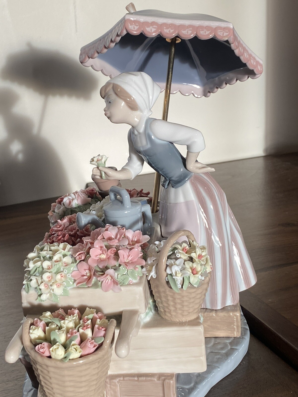 Lladro Girl With Flowers