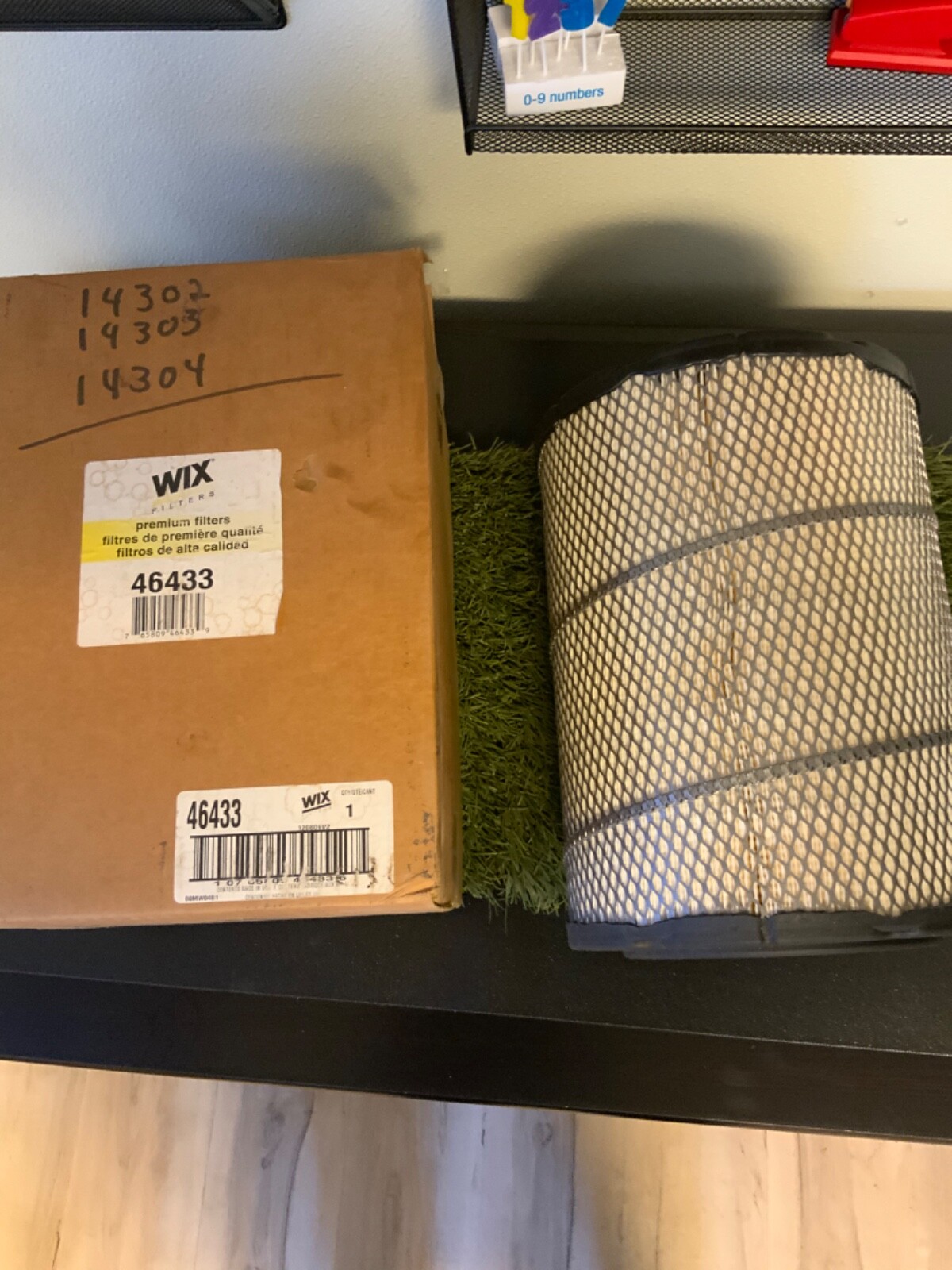WIX 46433 - Air filter cross reference