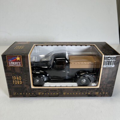 LIBERTY CLASSICS Spec cast 1940 FORD Die Cast Bank in BOX | eBay