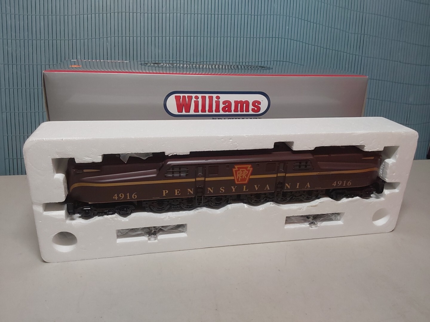 Williams GG1 #41801 Scale Length Tuscan Single Stripe - Preowned ...