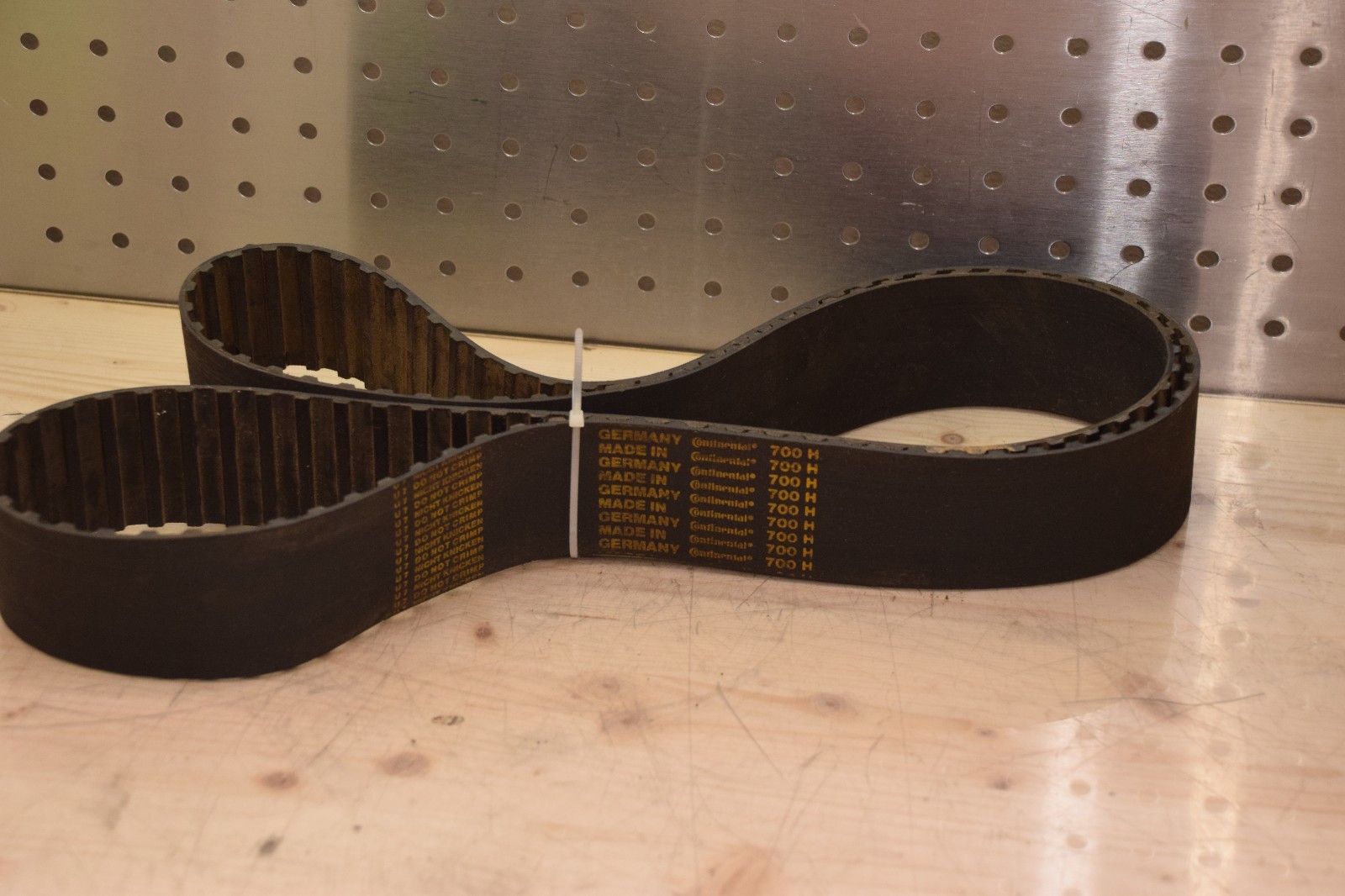 CONTINENTAL 700 H 700H 2" WIDE TIMING BELT NEW | eBay