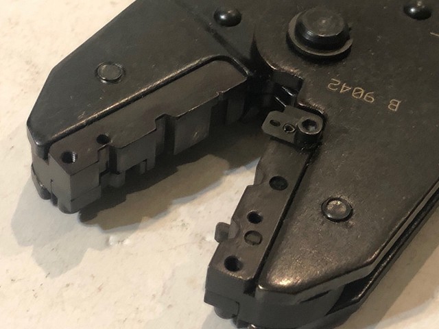 Tyco AMP 220190-1 Hand Ratchet Die Crimping Tool Certi-crimp B9042 for ...