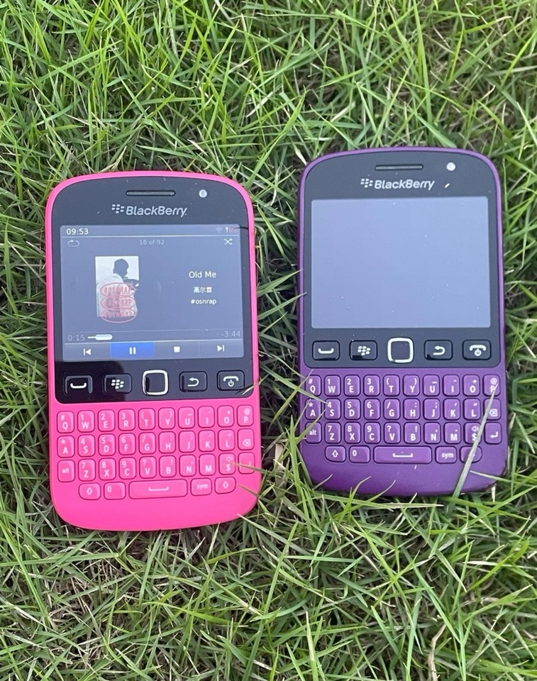 BlackBerry 9720 Unlocked Cellphone 3G WIFI 5MP Camera FM Radio GPS ...