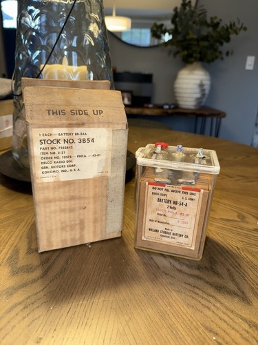 US Army Signal Corp 1945 BB-54-A2V Battery Willard Storage Battery Co ...