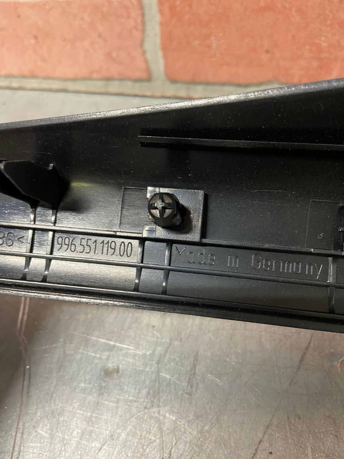 01 Carrera 911 Porsche 996 Cabrio L R Black DOOR SILL TRIMS 99655111900 ...