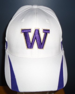 Washington Huskies NCAA TOW Velocity Hat Cap Brand New Size S/M Purple ...