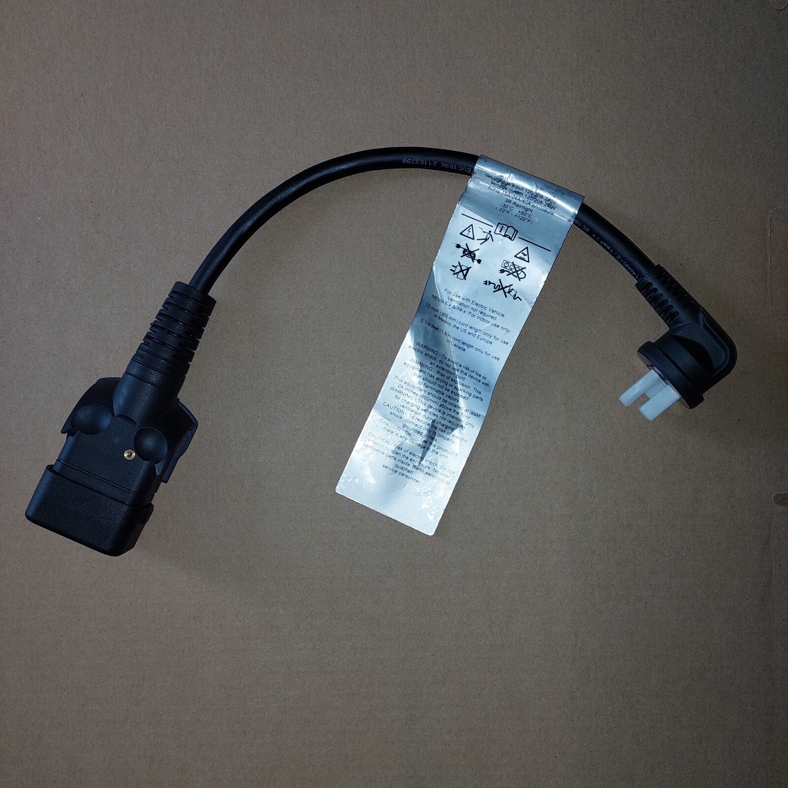 7PP.971.678.FQ Porsche Taycan Panamera Charger Adapter NEMA 120V, 125V ...