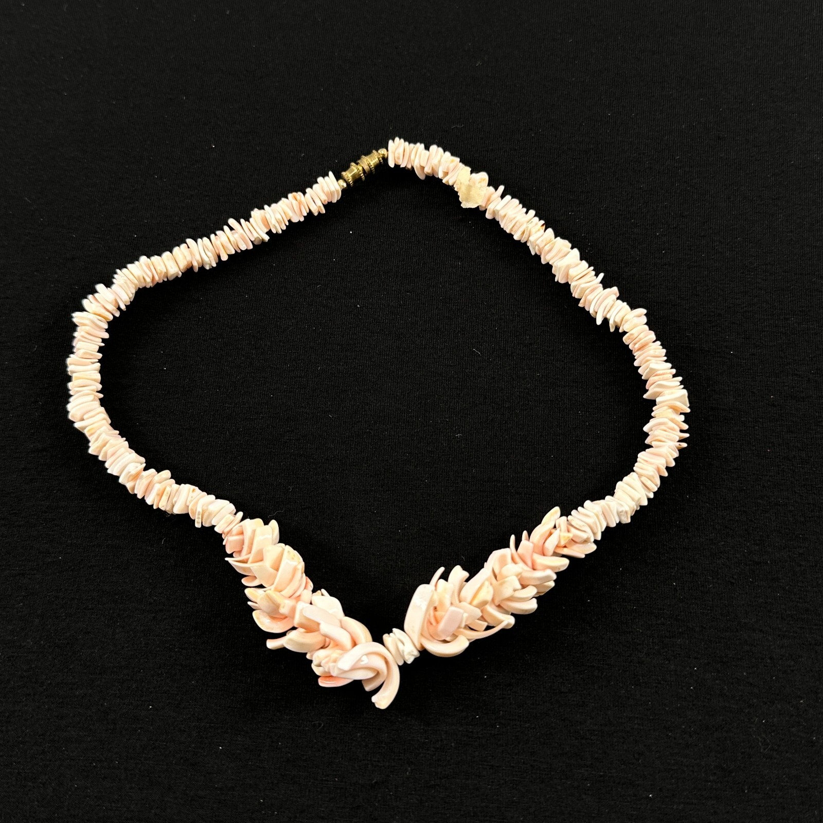 Carved Peach Half Moon Shell Center Puka Shell Chip 14 Inch Choker Necklace | eBay