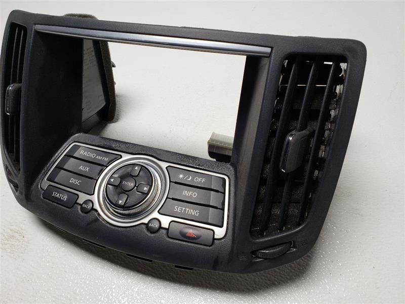 2010-2013 Infiniti G37 Radio Audio Information Display Panel 2010-2013 Infiniti G37 Radio Audio Information Display Panel