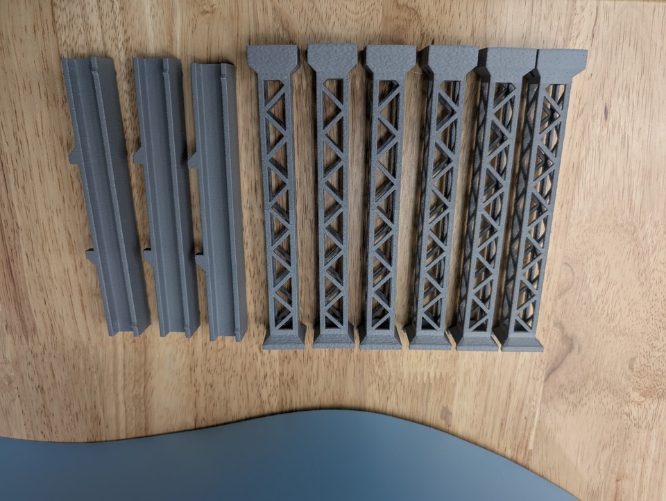 Trestles For Elevated Train O Scale Lionel FasTrack - 6 Sets Of 3 | eBay