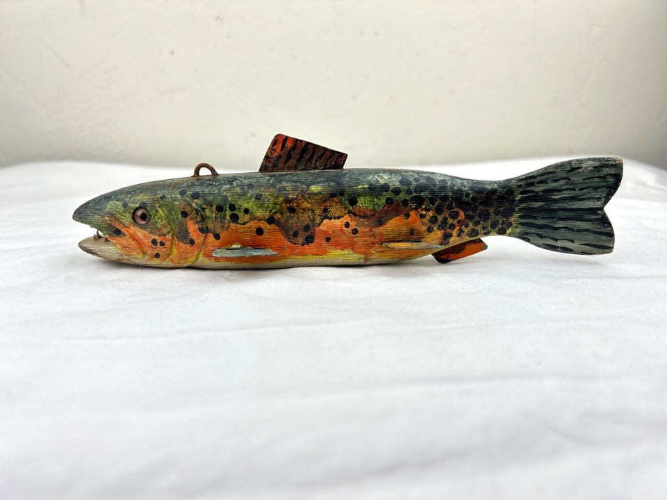 Antique American Ice fishing Carved wood Painted Decoy / Lure | eBay