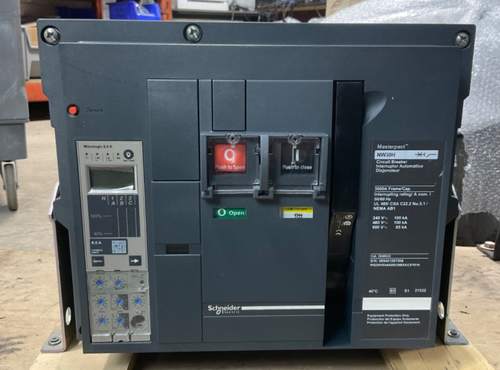 SCHNEIDER 3946022 NW30H CIRCUIT BREAKER 3000 A 3P 600V MICROLOGIC 6.0A ...