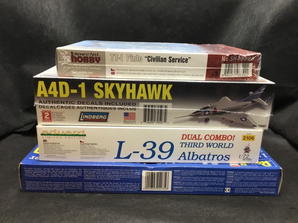4 Military Jet Transporter Model Kits BAe 146-100 STA Skyhawk Pinto ...