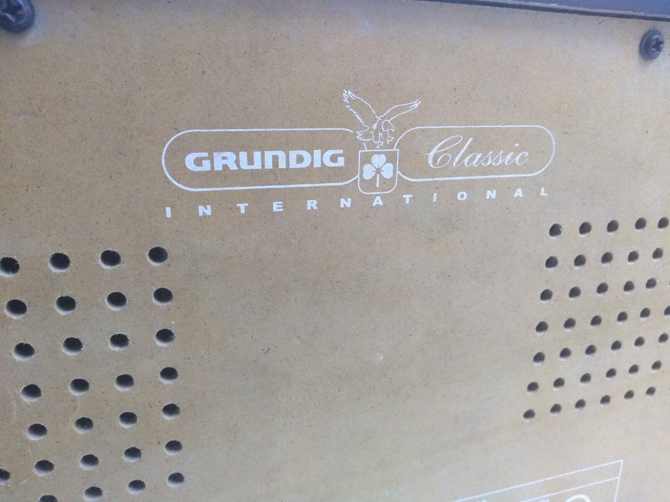 Grundig Classic 960 Hi-Fi ShortWave Table Radio Stereo Tuner AM/FM SW ...