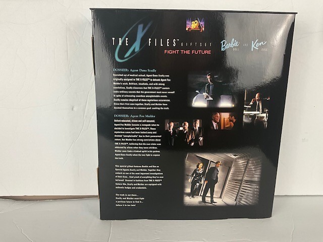 The X-Files- Barbie & Ken/Scully & Mulder- Fight the Future- #19630 ...