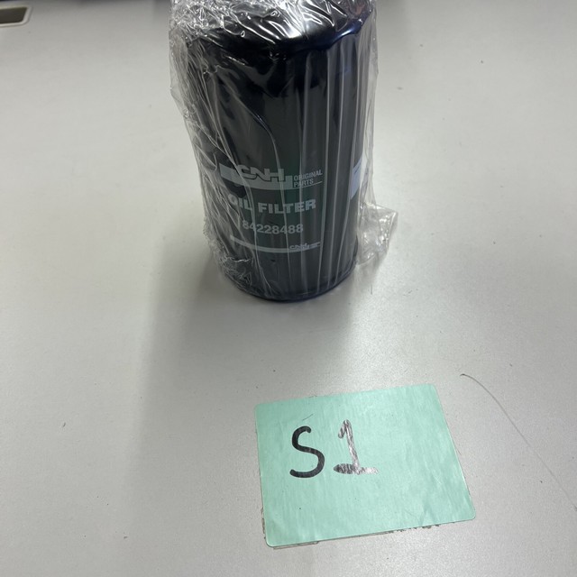 1 OEM Case Filter 84228488 for Holland T5 T6 and T7 Tractors for sale ...