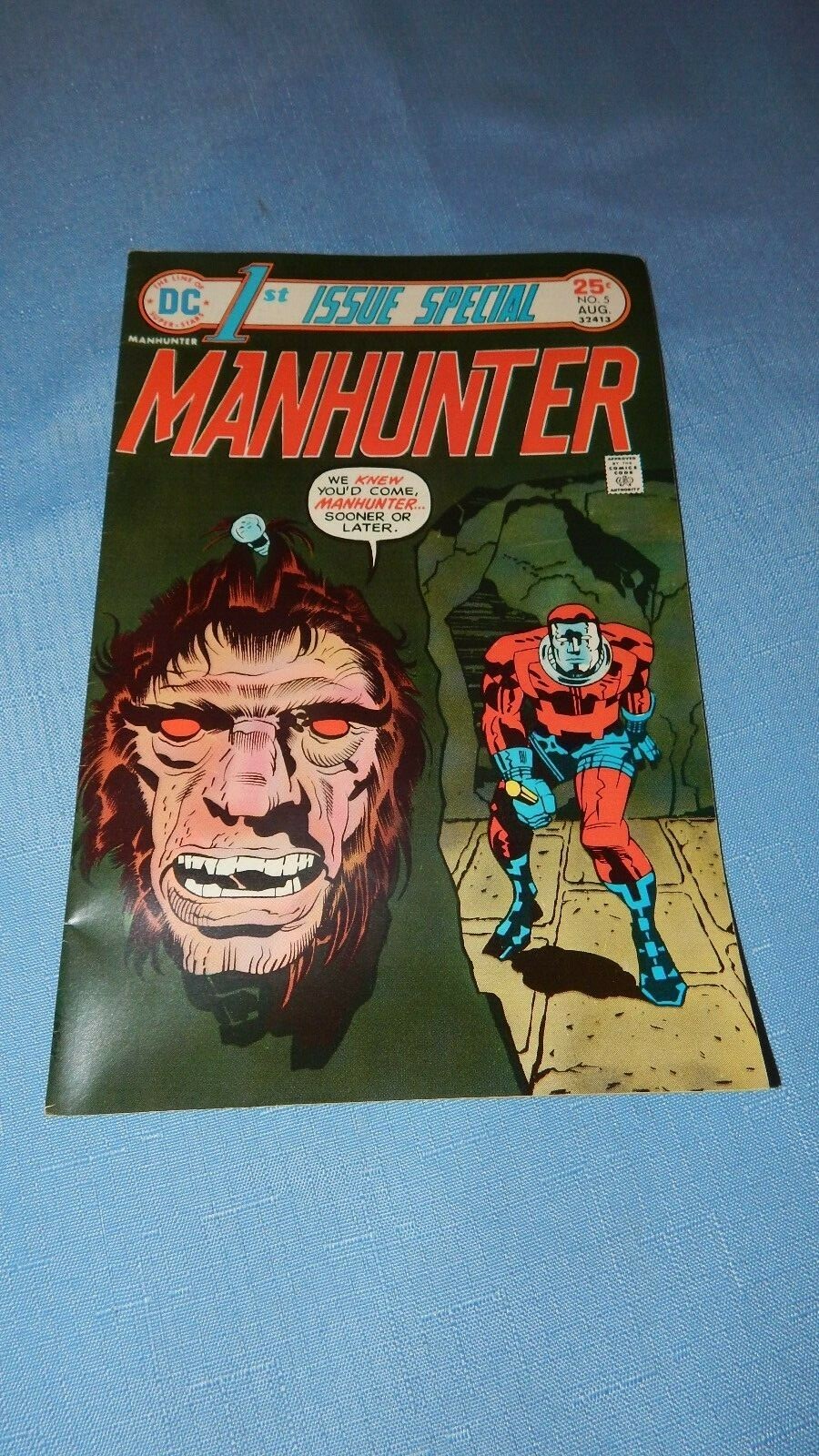 1ST ISSUE SPECIAL #5 VF/NMINT 1st MANHUNTER MARK SHAW Event LEVIATHAN ...